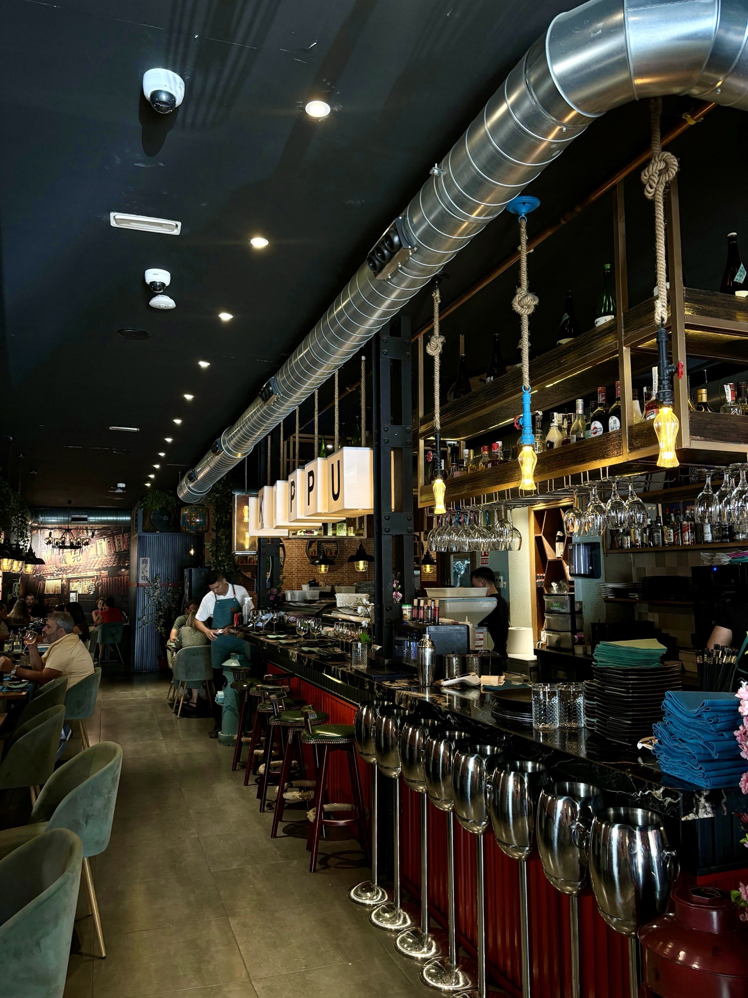 Restaurante japonés Kippu Madrid: Viaje gastronómico al País del Sol ...